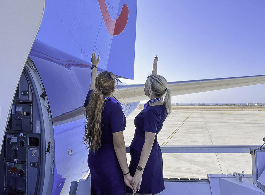 Cabin Crew Jobs | Cabin Crew at TUI